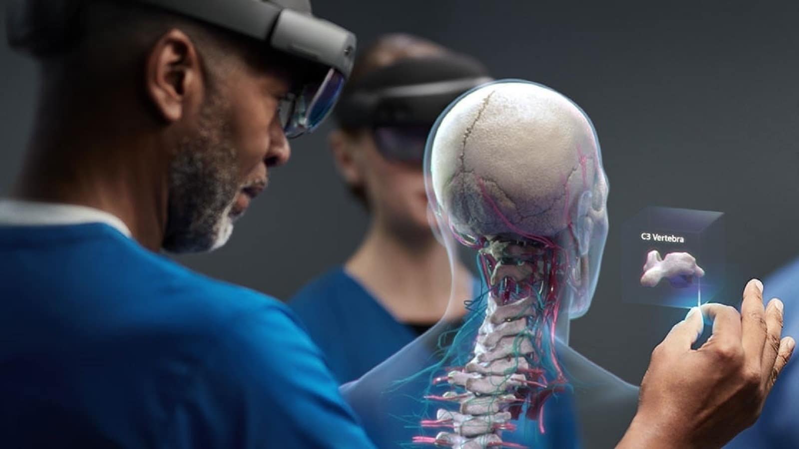 Hololens 2 | Microsoft apresenta seus novos óculos de realidade mista