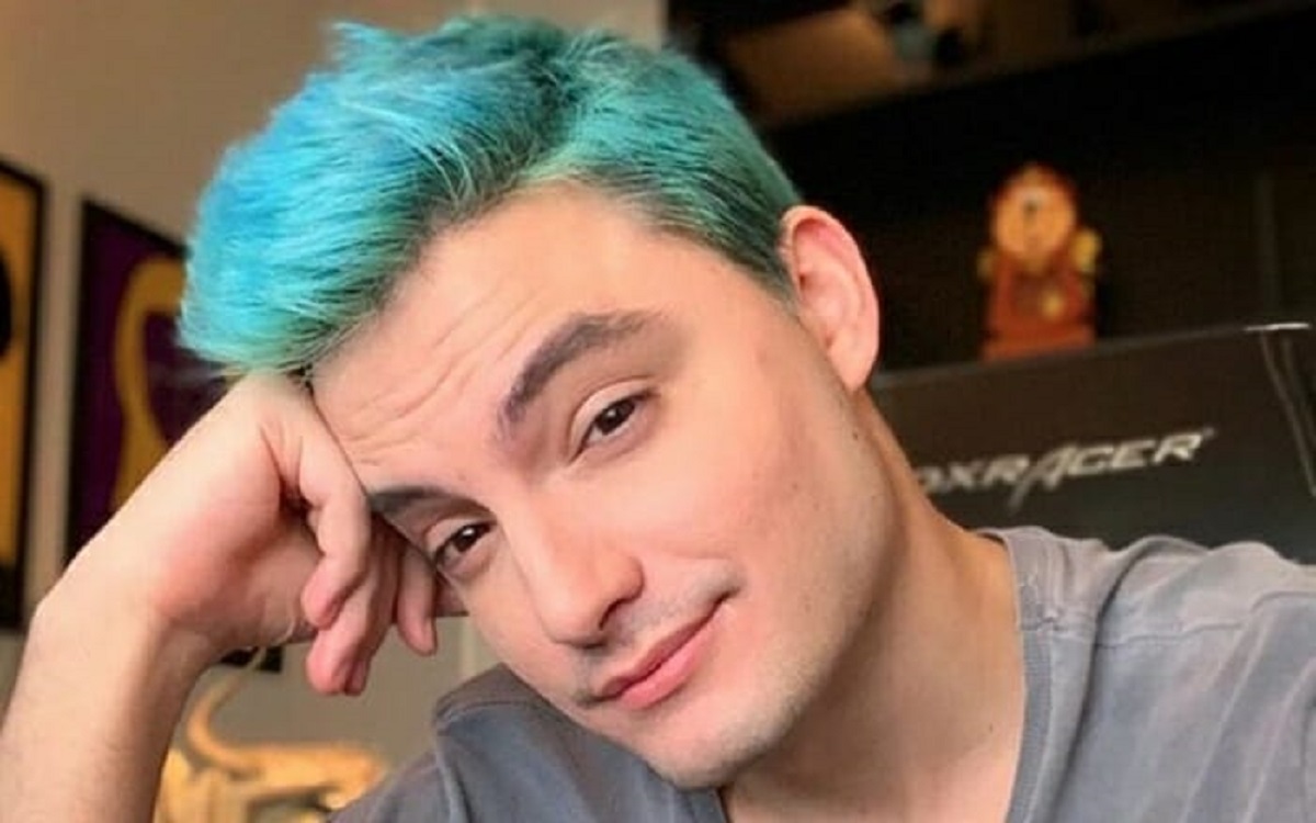 Felipe Neto retorna com a 2ª temporada da Saga Minecraft